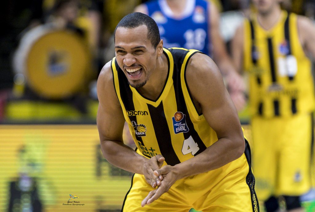 David McCray: "In der Verteidigung gebe ich den Ton an!" | Basketballherz